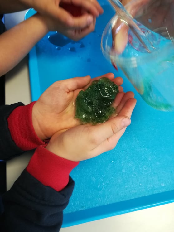 Projeto Pequenos Cientistas – Criação de Pega Monstros – Colégio Reggio ...